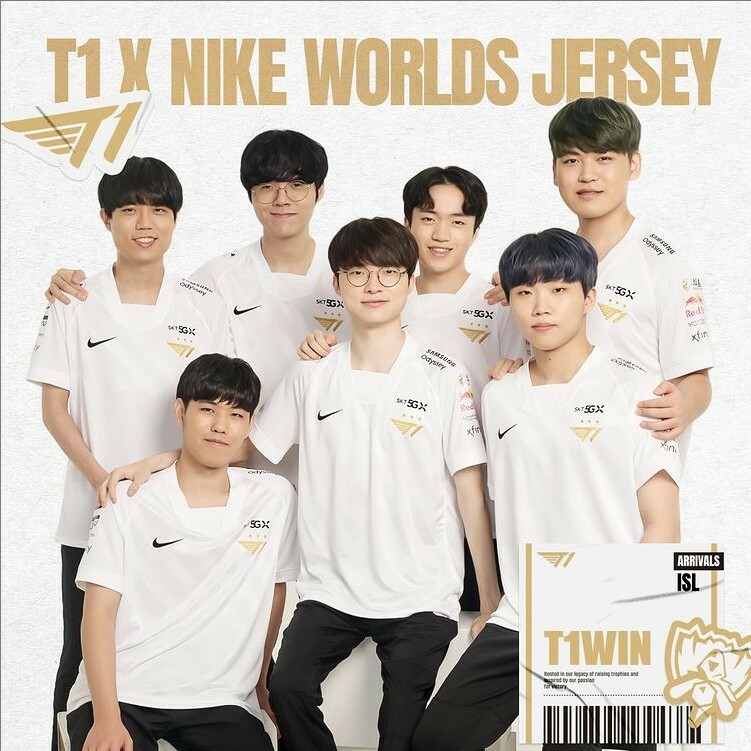 T1 2021 롤드컵 유니폼 공개 - OP.GG